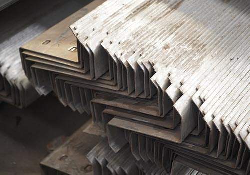 Benefits of Carbon Steel Angle in Construction - Guanglei Steel Structure