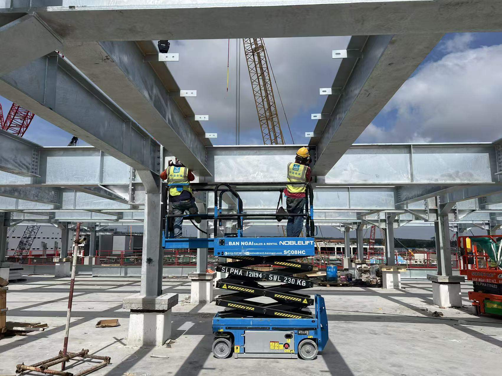 How to Select the Right Steel Structural Beam for Construction